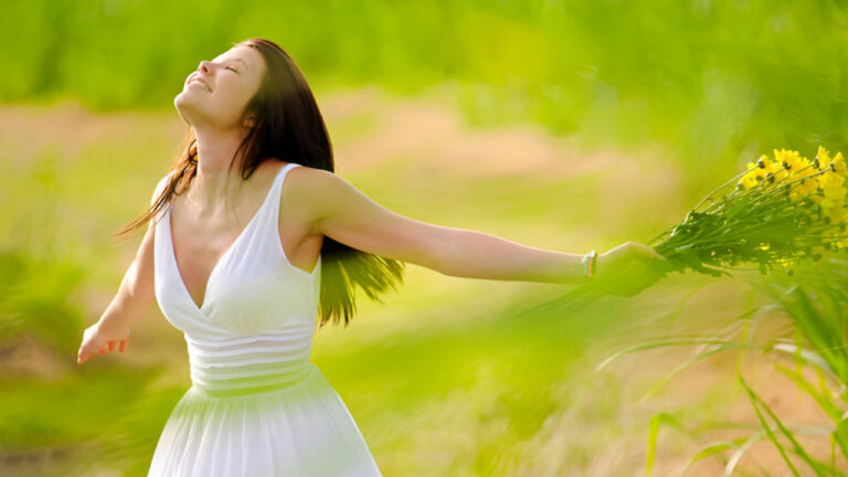 Sarsaparilla (Anantamul) : Benefits, Risks, Dose & Side Effects